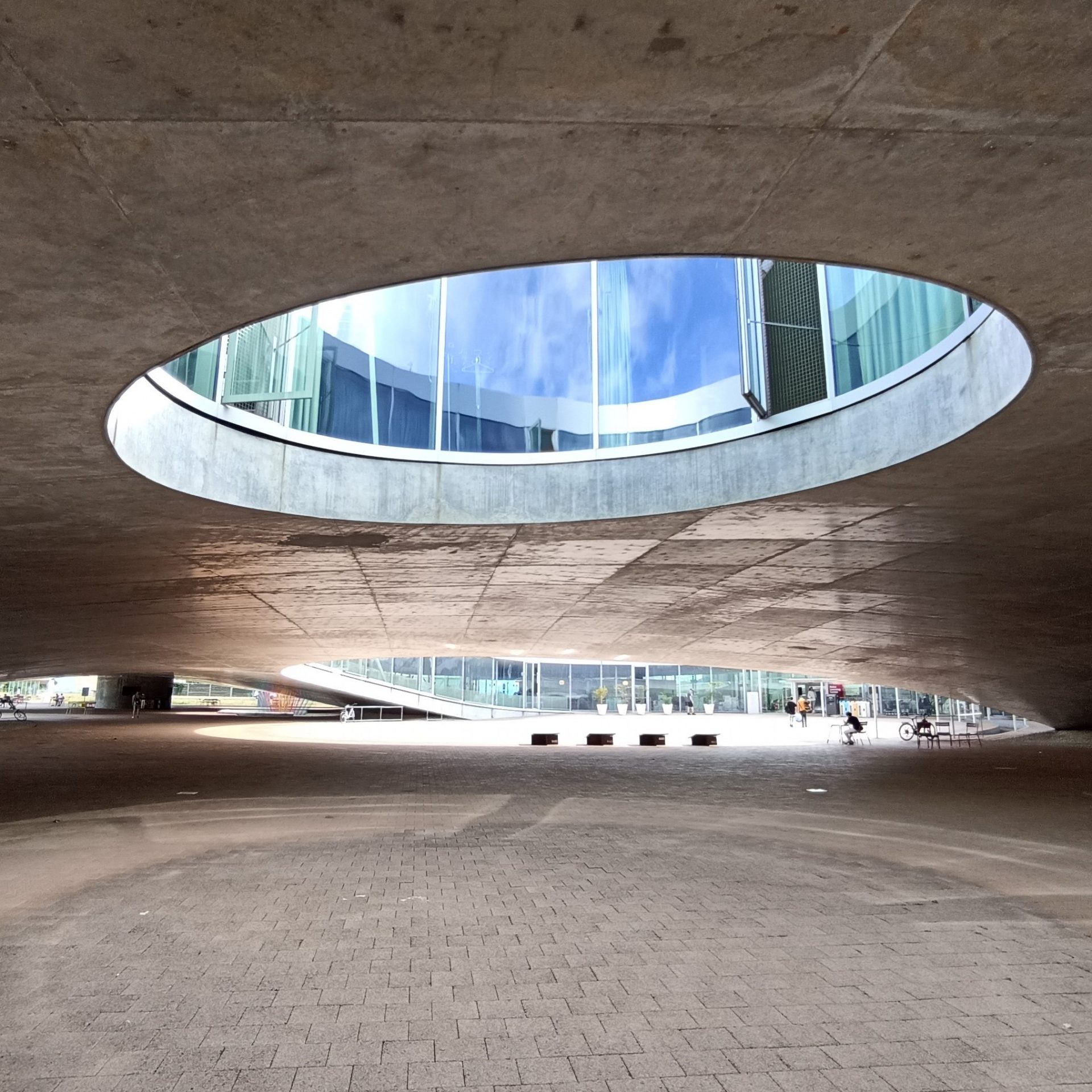 EPFL Campus - Guiding Architects